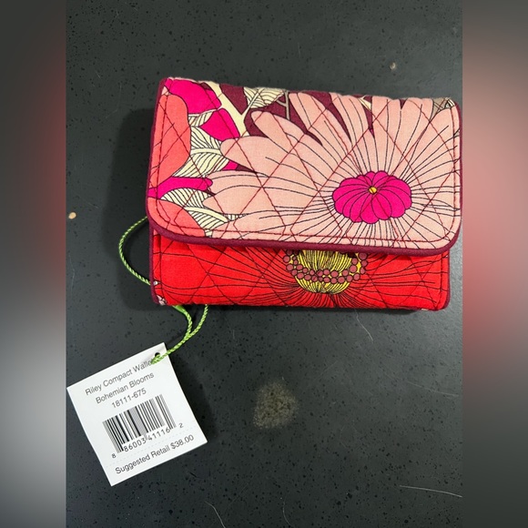 Vera Bradley | Bags | Vera Bradley Trifold Wallet | Poshmark